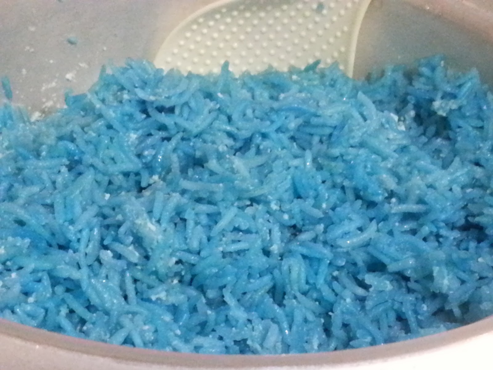 Hani's Kitchen: Nasi Lemak Bunga Telang aka Coconut Blue Rice